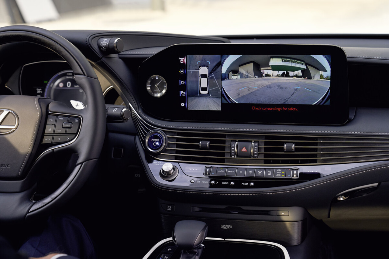 Neue Assistenzsysteme im Lexus LS – Unterstützung im Alltag steigert ...