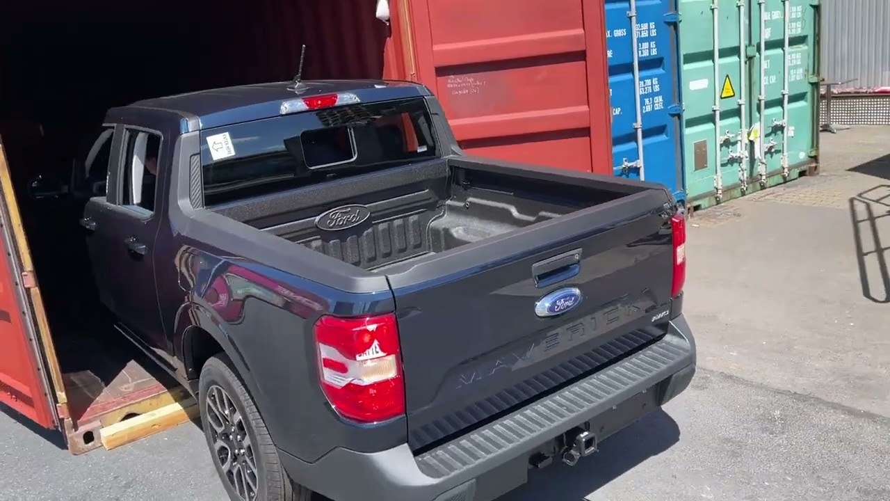 UNLOADING CONTAINER FORD MAVERICK AND NISSAN FRONTIER | motomovie.de
